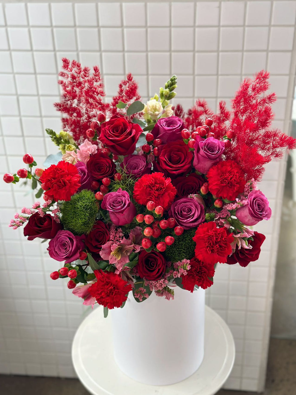 Red Lady Flower Vase – Pisces Flower